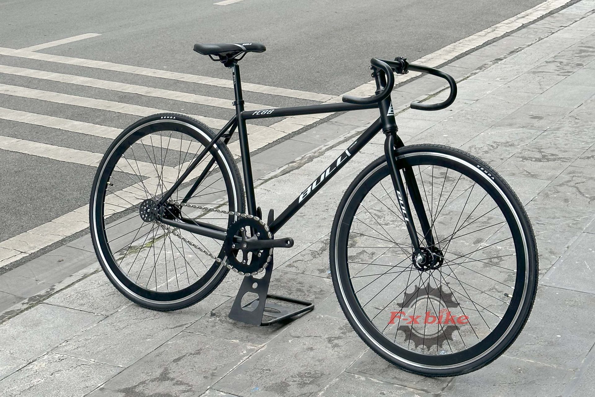 Xe Đạp Fixed Gear Bull FC88 Vành 3 Đao